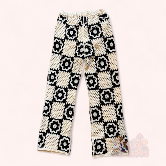 POL | Pants & Jumpsuits | Pol Crochet Granny Square Pants Black Cream ...